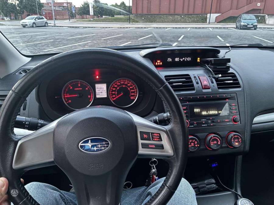 Grey Subaru XV 2015 in Taurage, with an engine capacity of 2.00 L and mileage of 138 thousand km for 5500 €, photo 16 on AUTOMOTO.COM.LV