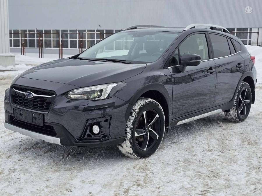 Pelēks Subaru XV 2018 Rokiškis, ar dzinēja tilpumu 1.60 L un nobraukumu 94 tūkst. km par 10250 €, foto 1 vietnē AUTOMOTO.COM.LV