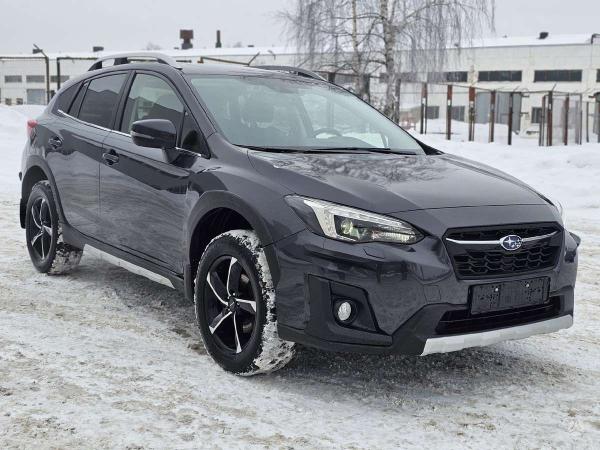 Grey Subaru XV 2018 in Rokiskis, with an engine capacity of 1.60 L and mileage of 94 thousand km for 10250 €, photo 2 on AUTOMOTO.COM.LV