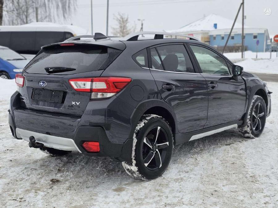 Pelēks Subaru XV 2018 Rokiškis, ar dzinēja tilpumu 1.60 L un nobraukumu 94 tūkst. km par 10250 €, foto 4 vietnē AUTOMOTO.COM.LV