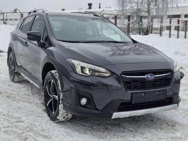 Grey Subaru XV 2018 in Rokiskis, with an engine capacity of 1.60 L and mileage of 94 thousand km for 10250 €, photo 6 on AUTOMOTO.COM.LV