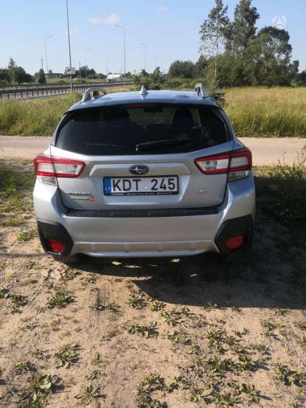 Grey Subaru XV 2018 in Vilnius, with an engine capacity of 2.00 L and mileage of 135 thousand km for 16200 €, photo 5 on AUTOMOTO.COM.LV