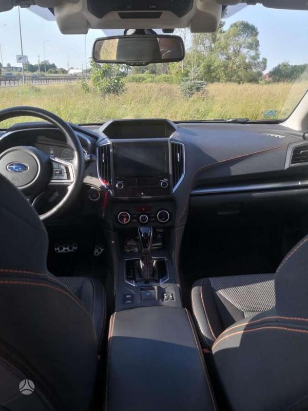 Grey Subaru XV 2018 in Vilnius, with an engine capacity of 2.00 L and mileage of 135 thousand km for 16200 €, photo 8 on AUTOMOTO.COM.LV