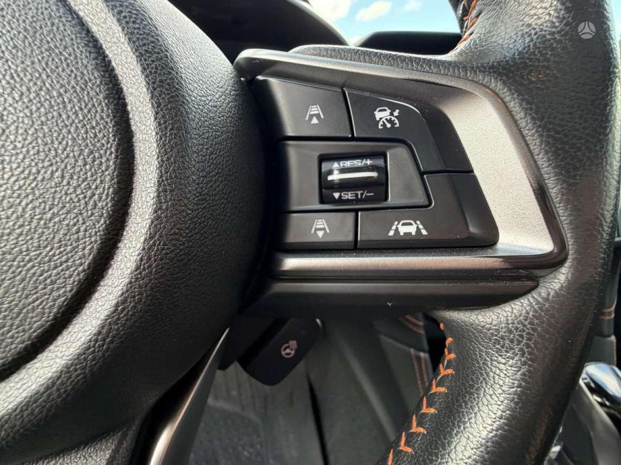 Grey Subaru XV 2018 in Kaunas, with an engine capacity of 2.00 L and mileage of 236 thousand km for 12900 €, photo 14 on AUTOMOTO.COM.LV