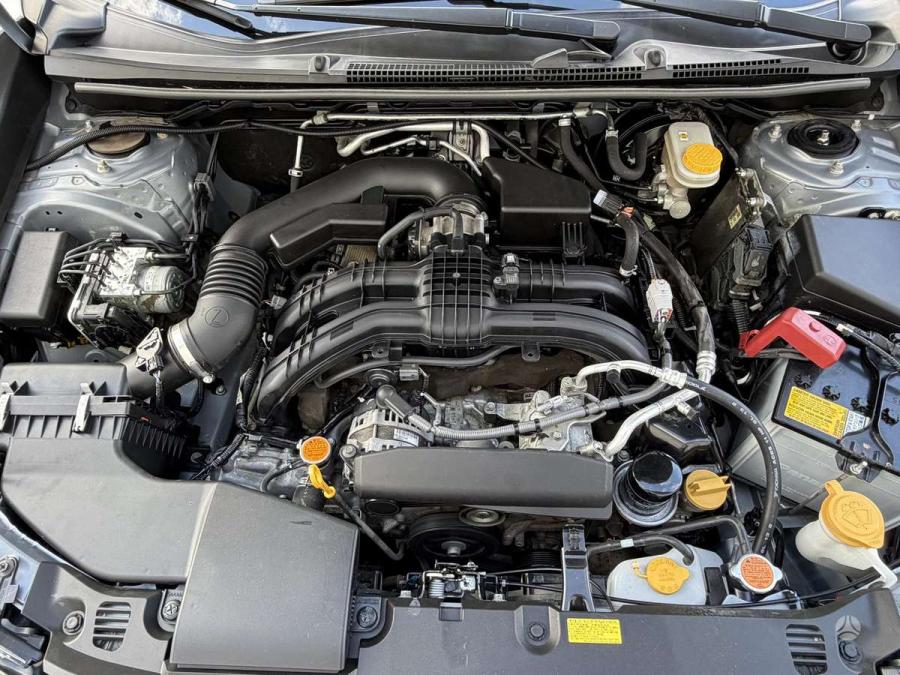 Grey Subaru XV 2018 in Kaunas, with an engine capacity of 2.00 L and mileage of 236 thousand km for 12900 €, photo 25 on AUTOMOTO.COM.LV