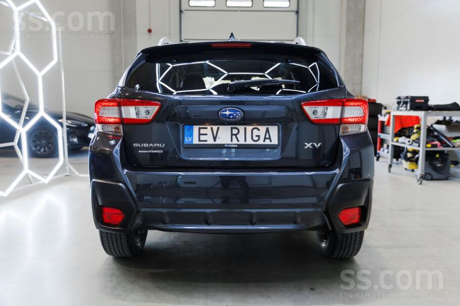 Grey Subaru XV 2018 in Riga, with an engine capacity of 2.00 L and mileage of 149 thousand km for 13490 €, photo 7 on AUTOMOTO.COM.LV