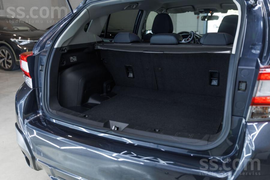 Grey Subaru XV 2018 in Riga, with an engine capacity of 2.00 L and mileage of 149 thousand km for 13490 €, photo 10 on AUTOMOTO.COM.LV