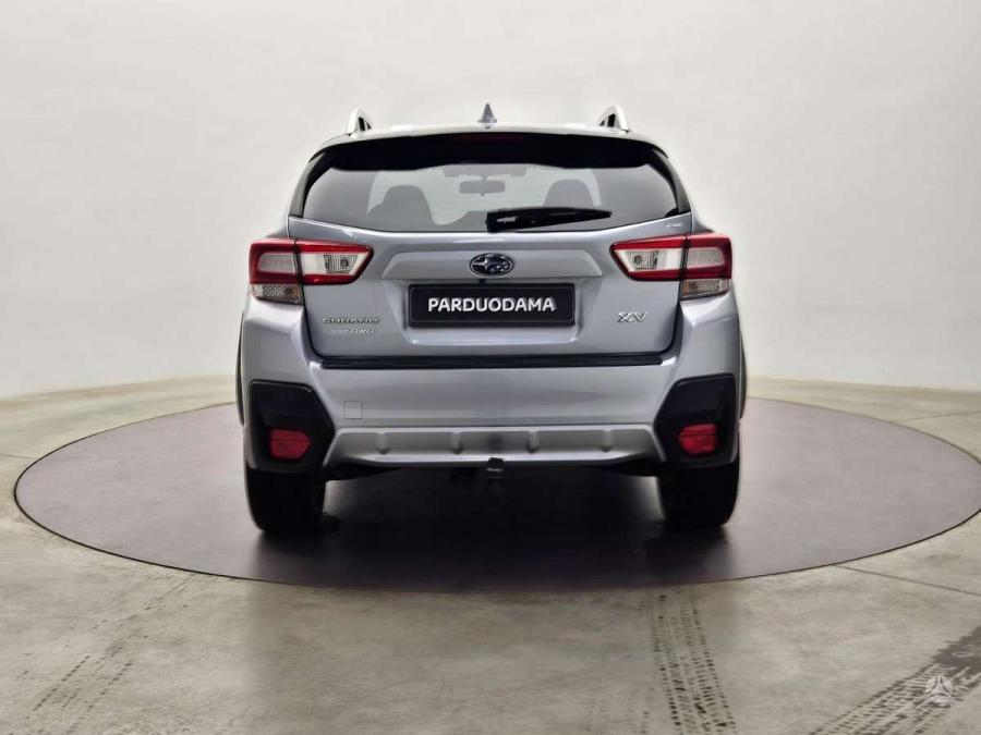 Grey Subaru XV 2019 in Panevezys, with an engine capacity of 2.00 L and mileage of 124 thousand km for 16990 €, photo 6 on AUTOMOTO.COM.LV