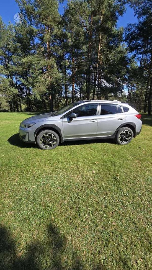 Grey Subaru XV 2021 in Ukmerge, with an engine capacity of 2.00 L and mileage of 54 thousand km for 18700 €, photo 3 on AUTOMOTO.COM.LV