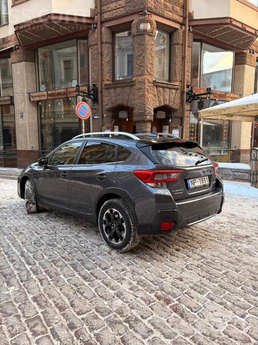 Grey Subaru XV 2023 in Riga, with an engine capacity of 1.60 L and mileage of 46 thousand km for 21500 €, photo 7 on AUTOMOTO.COM.LV