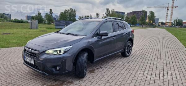 Grey Subaru XV 2023 in Riga, with an engine capacity of 1.60 L and mileage of 50 thousand km for 19500 €, photo 3 on AUTOMOTO.COM.LV