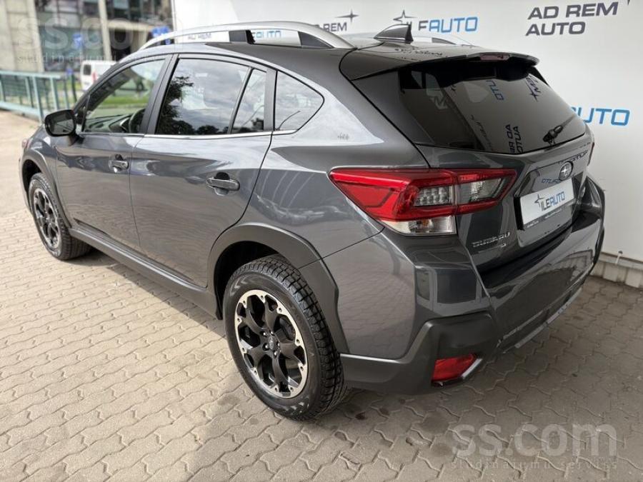 Grey Subaru XV 2023 in Riga, with an engine capacity of 1.60 L and mileage of 48 thousand km for 20500 €, photo 4 on AUTOMOTO.COM.LV