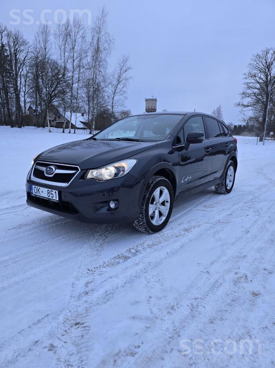Grey Subaru XV 2012 in Cesis, with an engine capacity of 2.00 L and mileage of 198 thousand km for 9200 €, photo 1 on AUTOMOTO.COM.LV