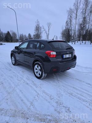 Grey Subaru XV 2012 in Cesis, with an engine capacity of 2.00 L and mileage of 198 thousand km for 9200 €, photo 3 on AUTOMOTO.COM.LV