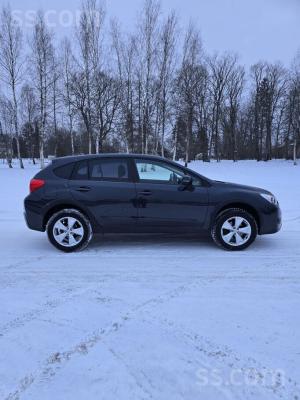 Grey Subaru XV 2012 in Cesis, with an engine capacity of 2.00 L and mileage of 198 thousand km for 9200 €, photo 6 on AUTOMOTO.COM.LV