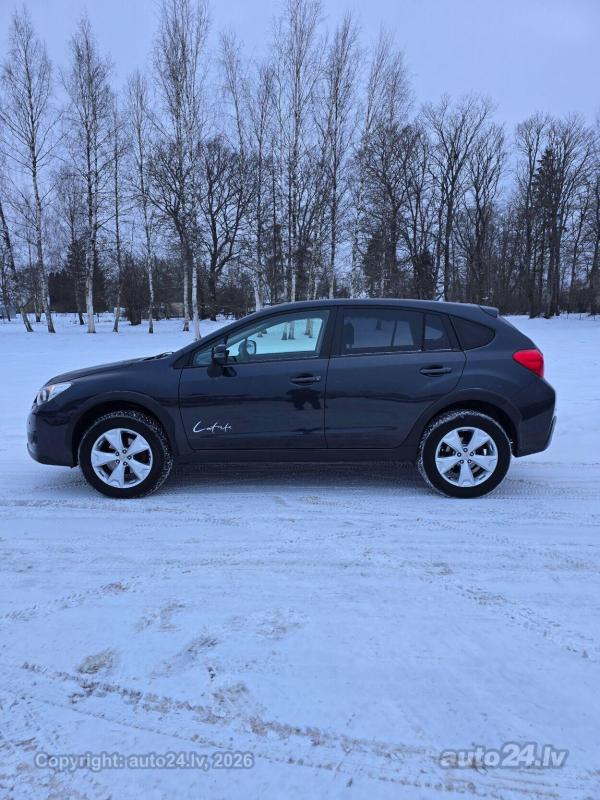 Grey Subaru XV 2012 in Cesis, with an engine capacity of 0.00 L and mileage of 198 thousand km for 9200 €, photo 3 on AUTOMOTO.COM.LV
