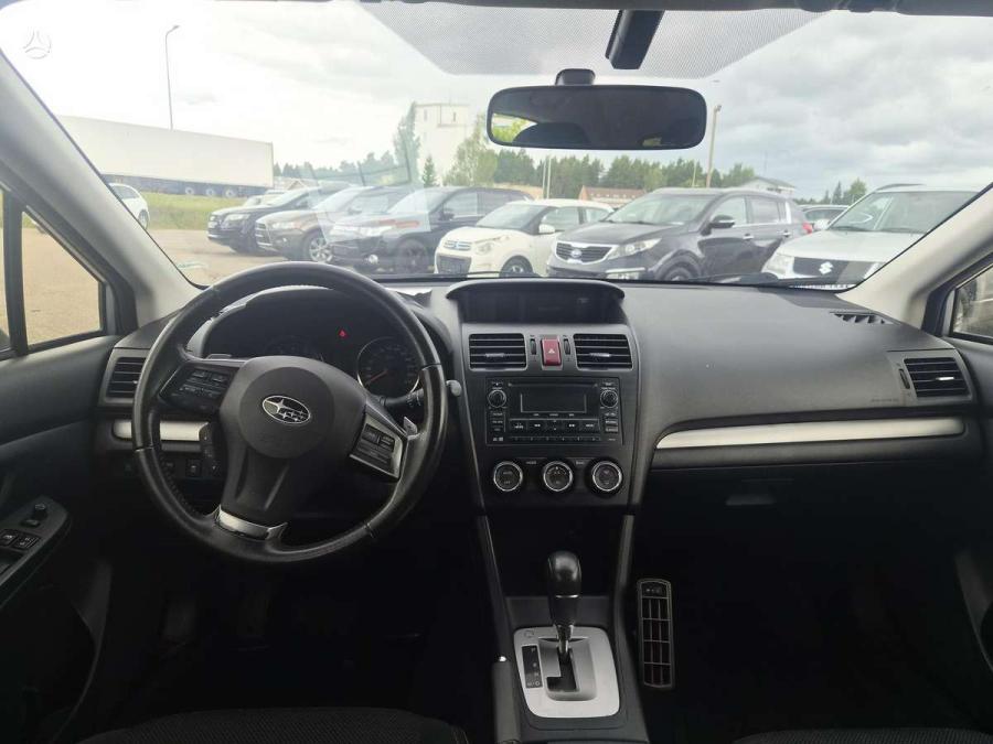 Pelēks Subaru XV 2012 Utena, ar dzinēja tilpumu 2.00 L un nobraukumu 185 tūkst. km par 6750 €, foto 8 vietnē AUTOMOTO.COM.LV