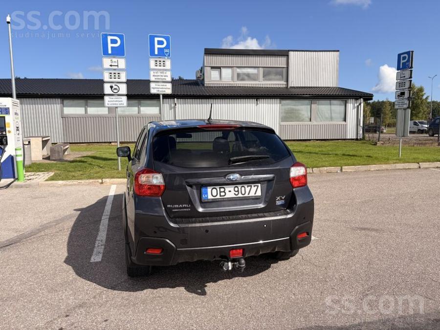 Pelēks Subaru XV 2013 Cēsis, ar dzinēja tilpumu 2.00 L un nobraukumu 265 tūkst. km par 4700 €, foto 3 vietnē AUTOMOTO.COM.LV