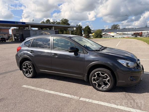 Pelēks Subaru XV 2013 Cēsis, ar dzinēja tilpumu 2.00 L un nobraukumu 265 tūkst. km par 4700 €, foto 4 vietnē AUTOMOTO.COM.LV