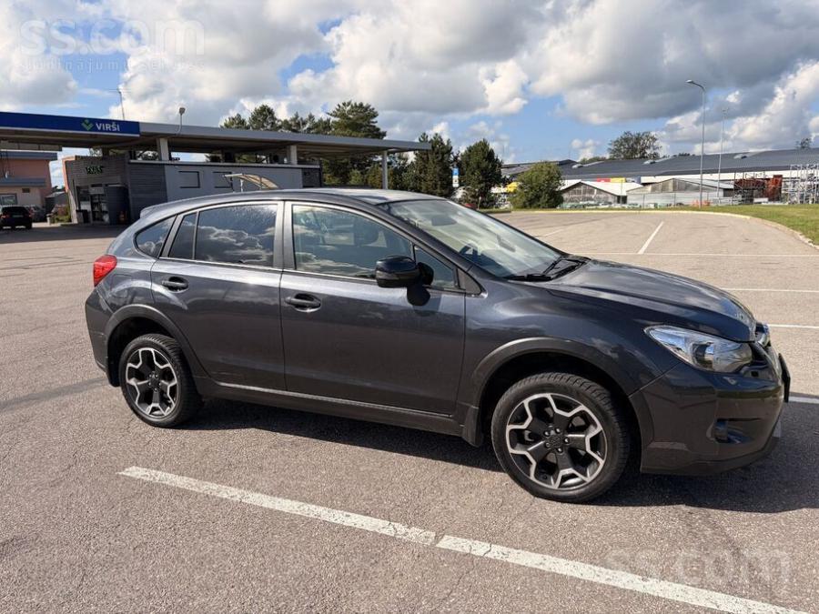 Pelēks Subaru XV 2013 Cēsis, ar dzinēja tilpumu 2.00 L un nobraukumu 265 tūkst. km par 4700 €, foto 4 vietnē AUTOMOTO.COM.LV