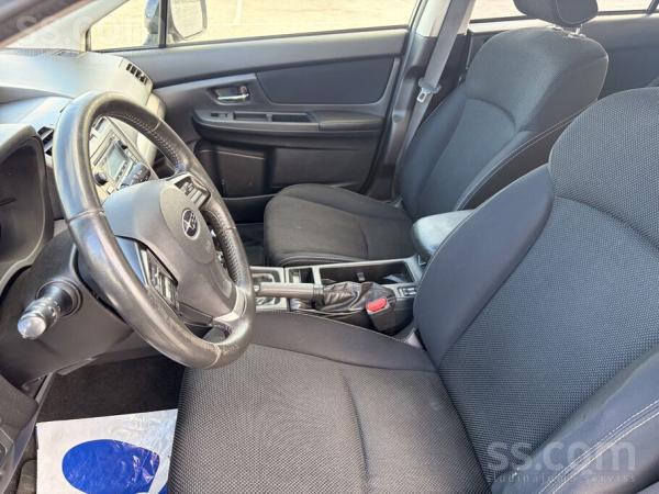 Pelēks Subaru XV 2013 Cēsis, ar dzinēja tilpumu 2.00 L un nobraukumu 265 tūkst. km par 4700 €, foto 9 vietnē AUTOMOTO.COM.LV