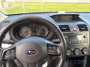 Pelēks Subaru XV 2013 Cēsis, ar dzinēja tilpumu 2.00 L un nobraukumu 265 tūkst. km par 4700 €, foto 12 vietnē AUTOMOTO.COM.LV