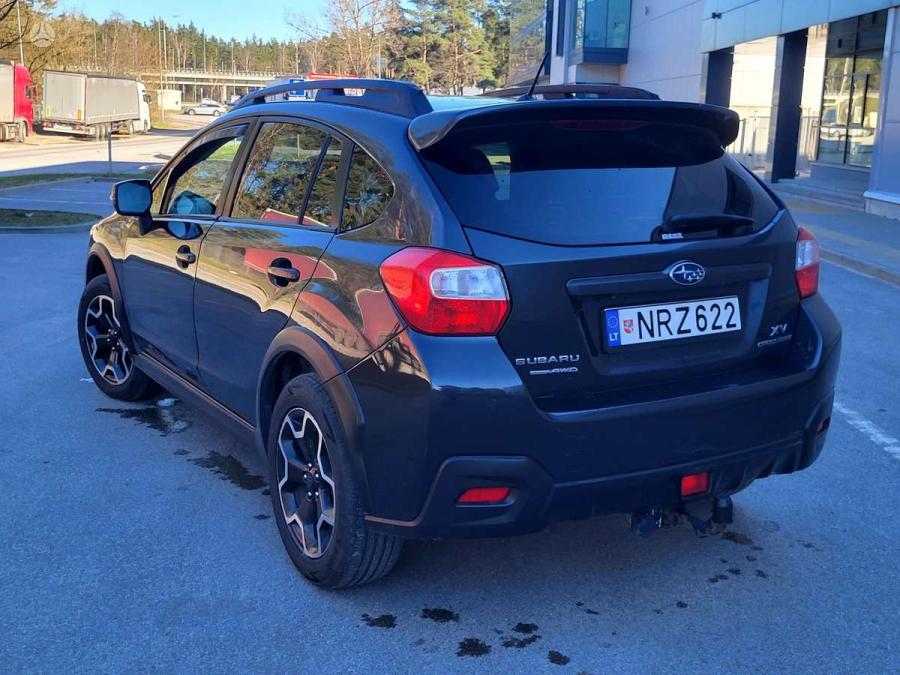 Grey Subaru XV 2015 in Vilnius, with an engine capacity of 2.00 L and mileage of 352 thousand km for 7650 €, photo 9 on AUTOMOTO.COM.LV