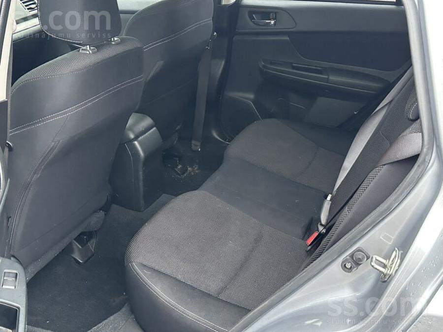 Pelēks Subaru XV 2015 Rīga, ar dzinēja tilpumu 2.00 L un nobraukumu 184 tūkst. km par 6200 €, foto 8 vietnē AUTOMOTO.COM.LV