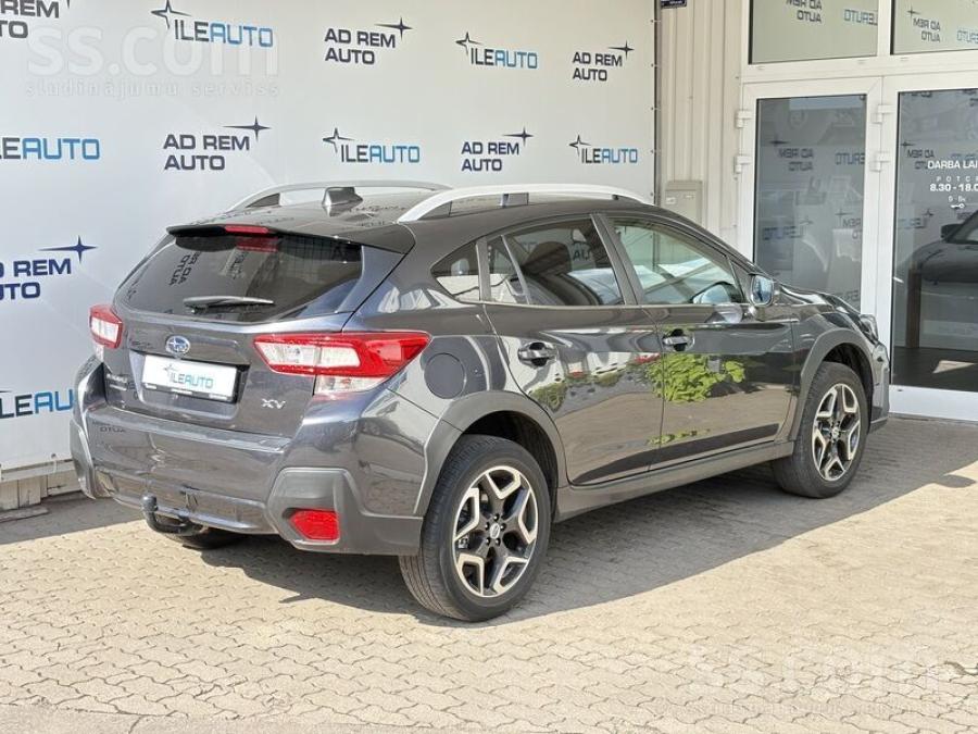 Grey Subaru XV 2018 in Riga, with an engine capacity of 2.00 L and mileage of 135 thousand km for 17000 €, photo 5 on AUTOMOTO.COM.LV