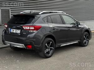 Grey Subaru XV 2019 in Riga, with an engine capacity of 1.60 L and mileage of 94 thousand km for 14900 €, photo 6 on AUTOMOTO.COM.LV