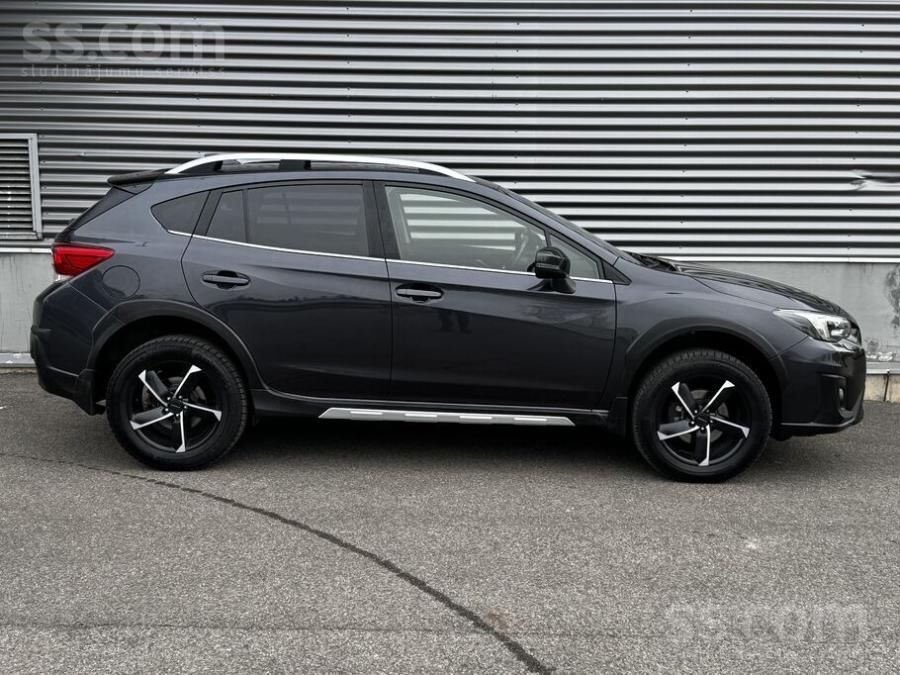 Grey Subaru XV 2019 in Riga, with an engine capacity of 1.60 L and mileage of 94 thousand km for 14900 €, photo 7 on AUTOMOTO.COM.LV