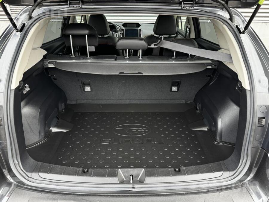 Grey Subaru XV 2019 in Riga, with an engine capacity of 1.60 L and mileage of 94 thousand km for 14900 €, photo 27 on AUTOMOTO.COM.LV