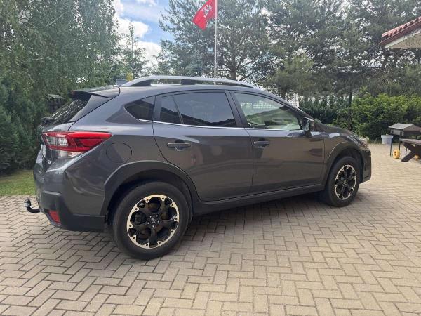 Grey Subaru XV 2024 in Vilnius, with an engine capacity of 1.60 L and mileage of 24 thousand km for 19700 €, photo 3 on AUTOMOTO.COM.LV