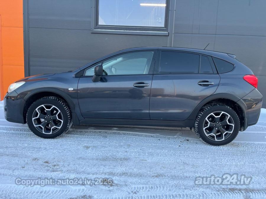 Pelēks Subaru XV 2013 Kuresāre, ar dzinēja tilpumu 1.60 L un nobraukumu 101 tūkst. km par 8290 €, foto 9 vietnē AUTOMOTO.COM.LV