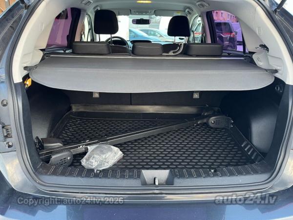 Pelēks Subaru XV 2013 Kuresāre, ar dzinēja tilpumu 1.60 L un nobraukumu 101 tūkst. km par 8290 €, foto 11 vietnē AUTOMOTO.COM.LV