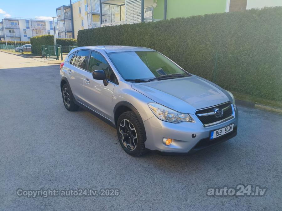 Pelēks Subaru XV 2013 Tallina, ar dzinēja tilpumu 2.00 L un nobraukumu 327 tūkst. km par 3500 €, foto 4 vietnē AUTOMOTO.COM.LV