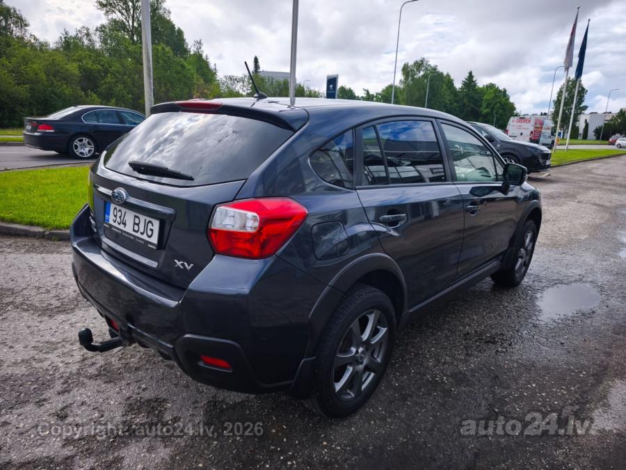 Pelēks Subaru XV 2013 Pērnava, ar dzinēja tilpumu 2.00 L un nobraukumu 153 tūkst. km par 7900 €, foto 3 vietnē AUTOMOTO.COM.LV