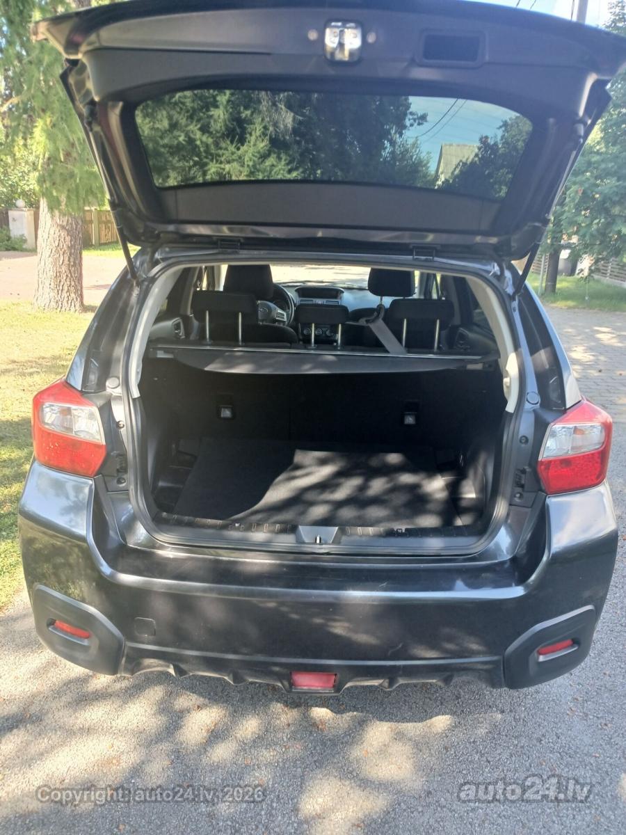Pelēks Subaru XV 2014 Tallina, ar dzinēja tilpumu 1.60 L un nobraukumu 129 tūkst. km par 6500 €, foto 12 vietnē AUTOMOTO.COM.LV