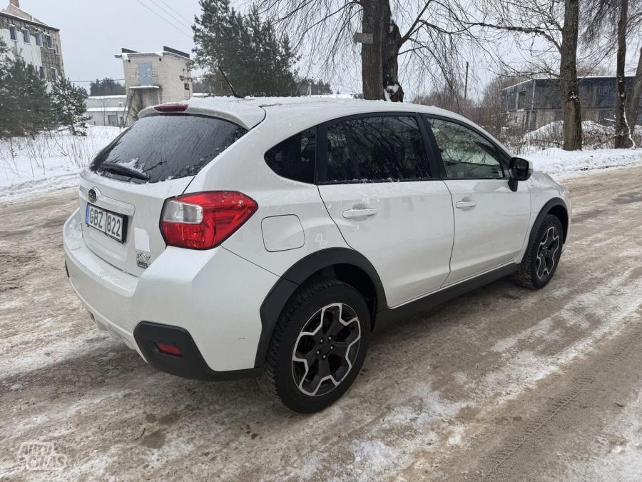 Subaru XV 2012 in Vilnius, with an engine capacity of 2.00 L and mileage of 260 thousand km for 1500 €, photo 3 on AUTOMOTO.COM.LV