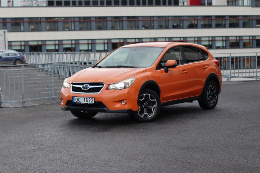 Orange Subaru XV 2012 in Riga, with an engine capacity of 2.00 L and mileage of 213 thousand km for 5980 €, photo 2 on AUTOMOTO.COM.LV