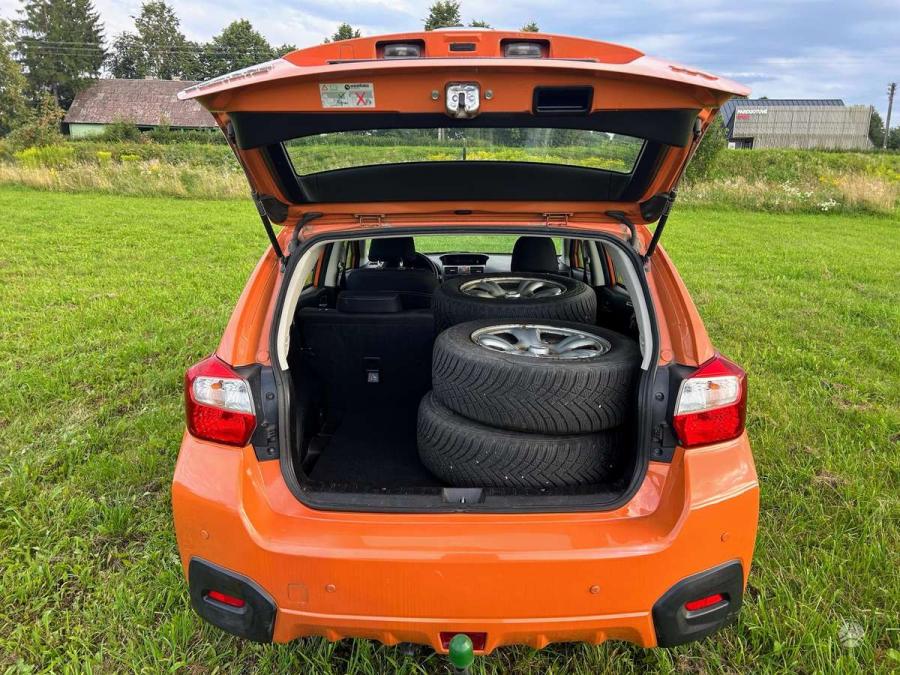 Oranžs Subaru XV 2013 Viļņa, ar dzinēja tilpumu 1.60 L un nobraukumu 225 tūkst. km par 6700 €, foto 5 vietnē AUTOMOTO.COM.LV