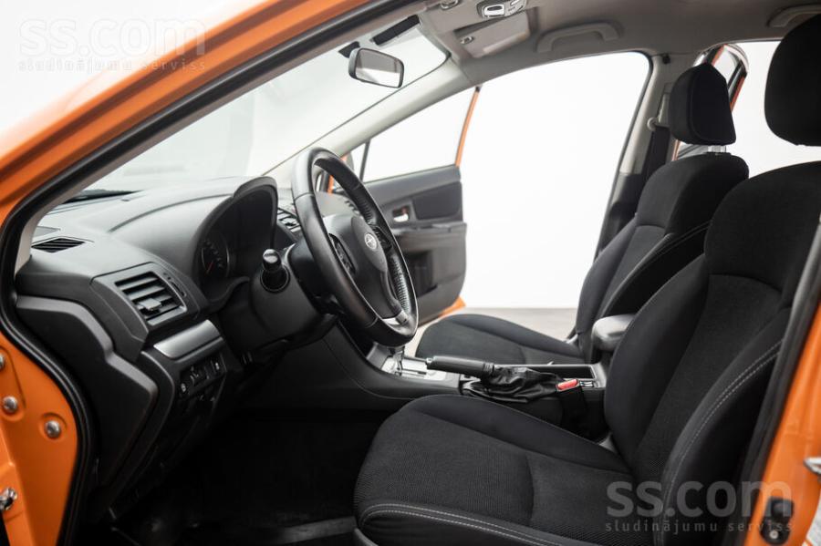 Oranžs Subaru XV 2012 Rīga, ar dzinēja tilpumu 1.60 L un nobraukumu 240 tūkst. km par 6999 €, foto 8 vietnē AUTOMOTO.COM.LV