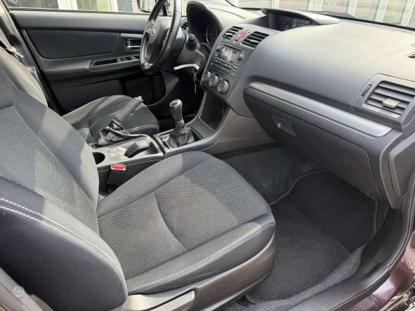 Sarkans Subaru XV 2013 Viļņa, ar dzinēja tilpumu 1.60 L un nobraukumu 160 tūkst. km par 6800 €, foto 8 vietnē AUTOMOTO.COM.LV