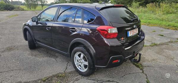 Sarkans Subaru XV 2014 Utena, ar dzinēja tilpumu 2.00 L un nobraukumu 199 tūkst. km par 9250 €, foto 8 vietnē AUTOMOTO.COM.LV