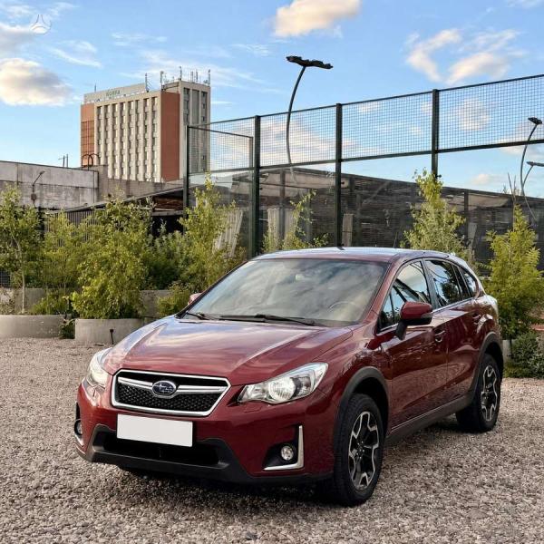 Red Subaru XV 2017 in Vilnius, with an engine capacity of 2.00 L and mileage of 85 thousand km for 15900 €, photo 1 on AUTOMOTO.COM.LV