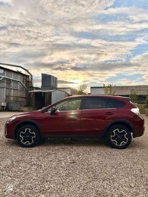 Red Subaru XV 2017 in Vilnius, with an engine capacity of 2.00 L and mileage of 85 thousand km for 15900 €, photo 9 on AUTOMOTO.COM.LV