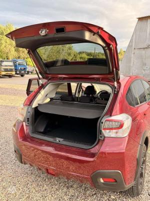 Red Subaru XV 2017 in Vilnius, with an engine capacity of 2.00 L and mileage of 85 thousand km for 15900 €, photo 19 on AUTOMOTO.COM.LV