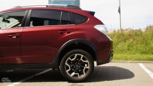 Red Subaru XV 2017 in Vilnius, with an engine capacity of 2.00 L and mileage of 113 thousand km for 14000 €, photo 6 on AUTOMOTO.COM.LV