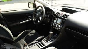 Red Subaru XV 2017 in Vilnius, with an engine capacity of 2.00 L and mileage of 113 thousand km for 14000 €, photo 11 on AUTOMOTO.COM.LV