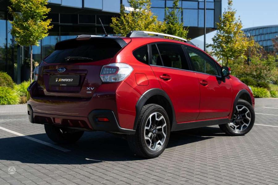 Red Subaru XV 2017 in Vilnius, with an engine capacity of 2.00 L and mileage of 115 thousand km for 12950 €, photo 9 on AUTOMOTO.COM.LV